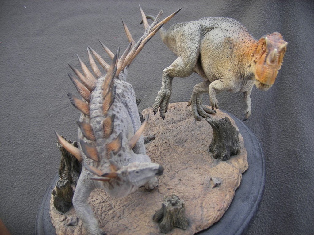OUT OF PRODUCTION! 1:18 Ceratosaurus vs. Kentrosaurus by Foulkes and ...