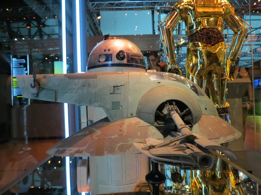 SLAVE ONE Studio Model – Star Wars Identities Tour in Ottawa Photos by ...