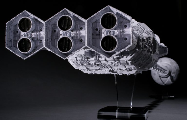 FOR SALE From KAIYODO! 1/10 Studio Scale (63 Inch! or ~160cm) – 2001: A ...