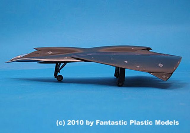 KIT ALERT!! Fantastic Plastic RE-RELEASE!! – STEALTH – EDI-UCAV Kit ...