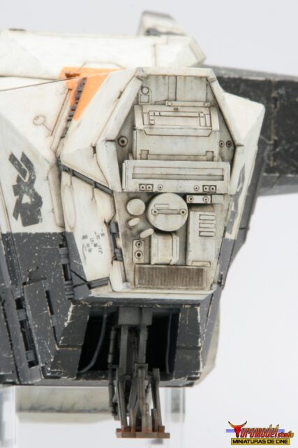 KIT ALERT! – District 9 – 1:48 scale Alien Dropship – ToroModelStudio ...
